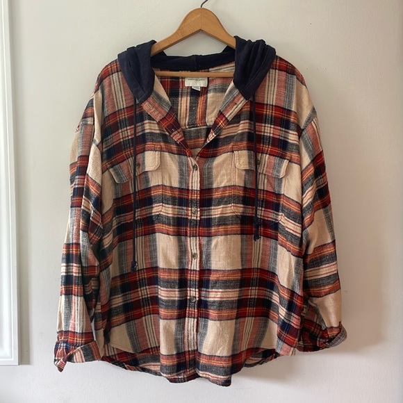 American Eagle Outfitters | Tops | Ae Oversized Hooded Flannelshacket ...